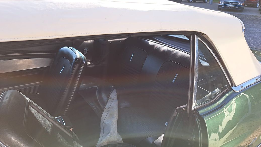 Ford Mustang Cabrio 6390 ccm Big Block 390 er - Janssen Classics - Home ...